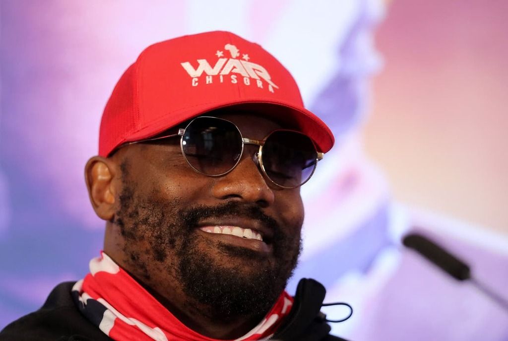 Anthony Joshua’s management team sign Derek Chisora