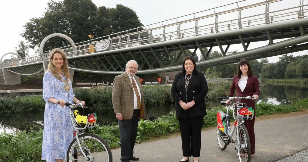 Lagan Gateway bridge officially opens to the public