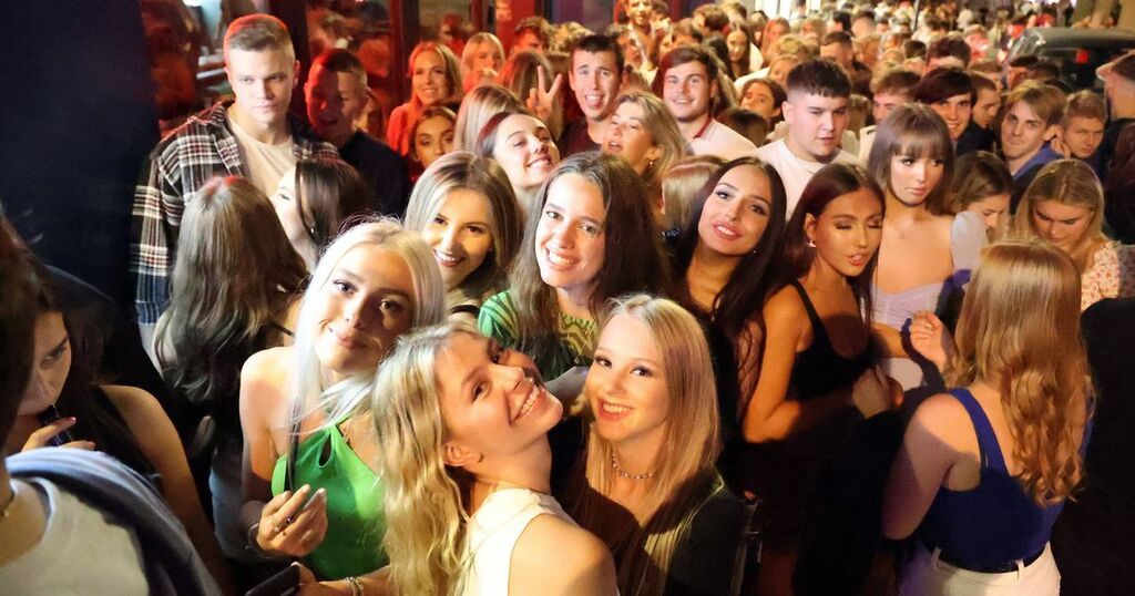 Students party in the streets to celebrate Freshers'…