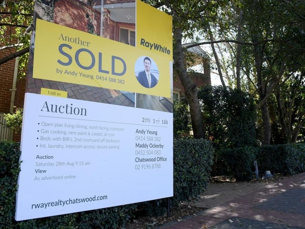 RBA monitoring risks from strong lending