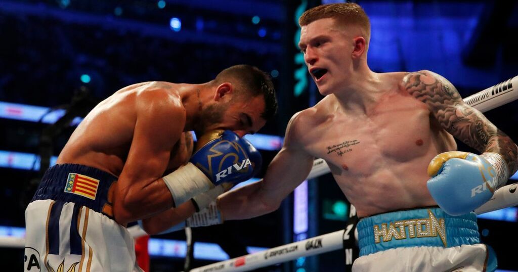 Boxing fans stunned after Campbell Hatton is awarded…