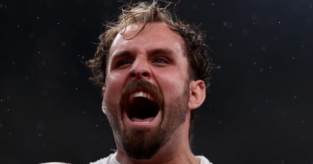 Celebrity SAS star Aled Davies triumphs in the 2021…