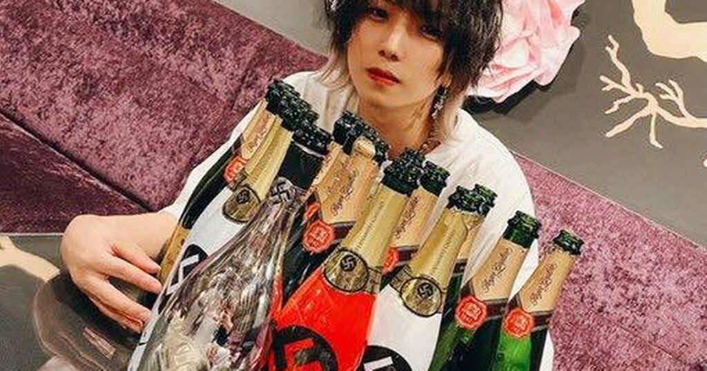 Nazi-themed bar sparks fury with hosts dressed as SS…