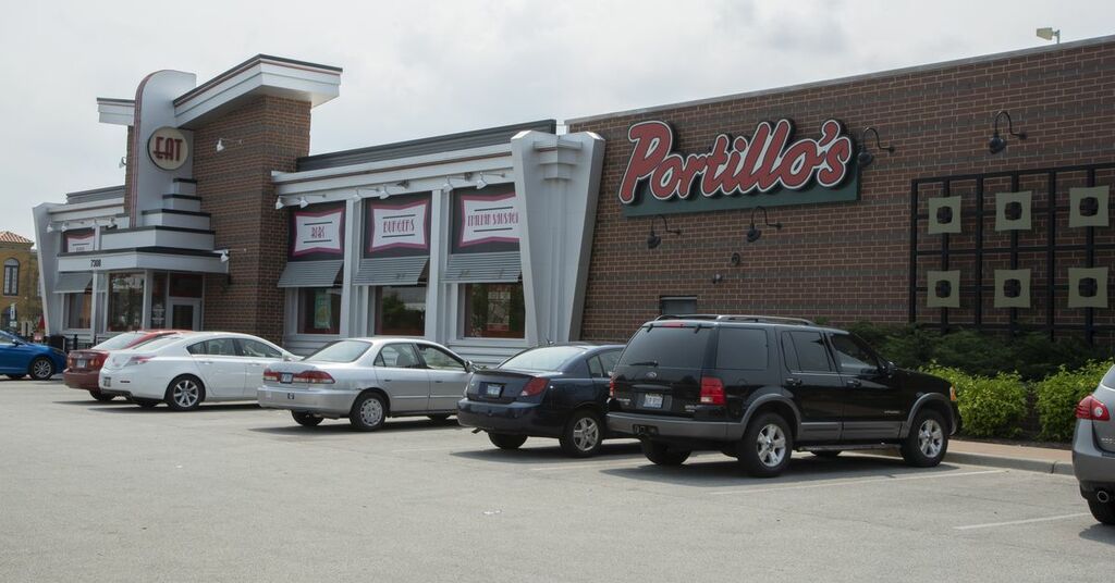 Portillo’s stock rises nearly 50% in its public debut