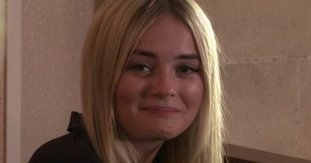 Corrie fans raging as Kelly Neelan is released from…