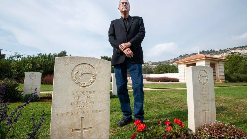 Charles Upham: Saluting the bravest of the brave – the…