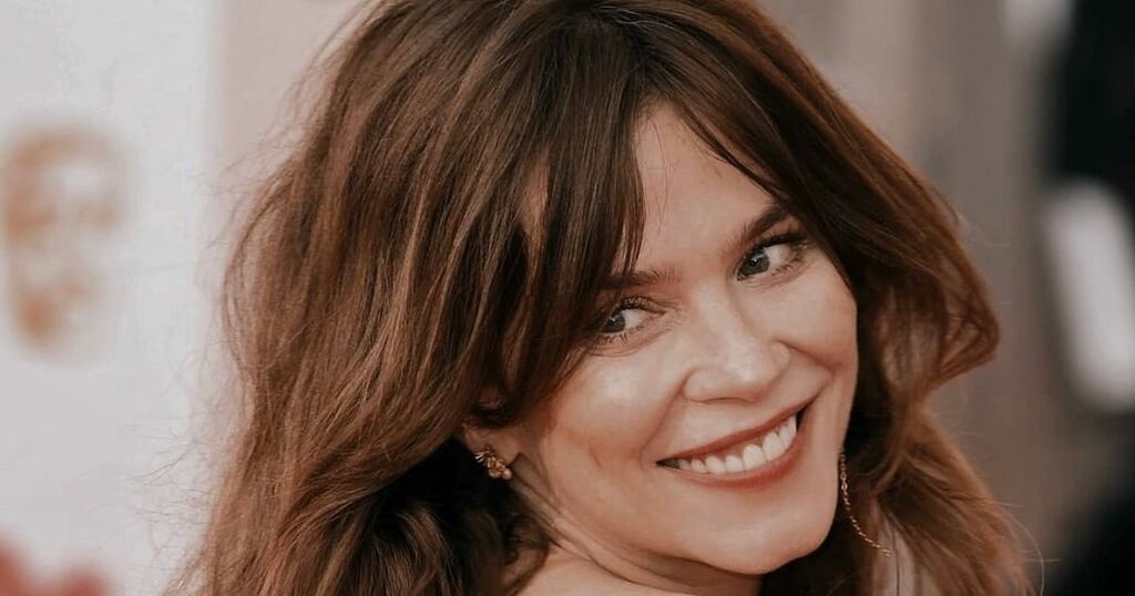 Emmerdale and Brookside star Anna Friel's life from…