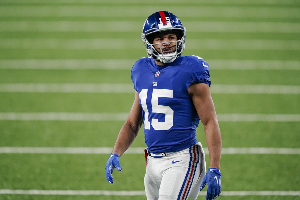 Watch: Golden Tate makes Titans practice debut