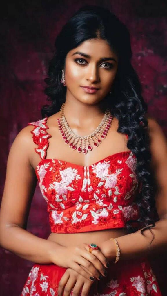 10 killer looks of Dimple Hayathi will make you forget…