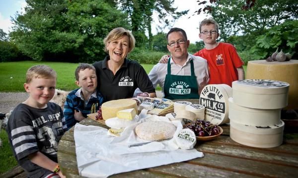The story of 10 Irish organic dairy farmers and their…