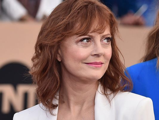 Susan Sarandon's son weighs in on #cleavagegate