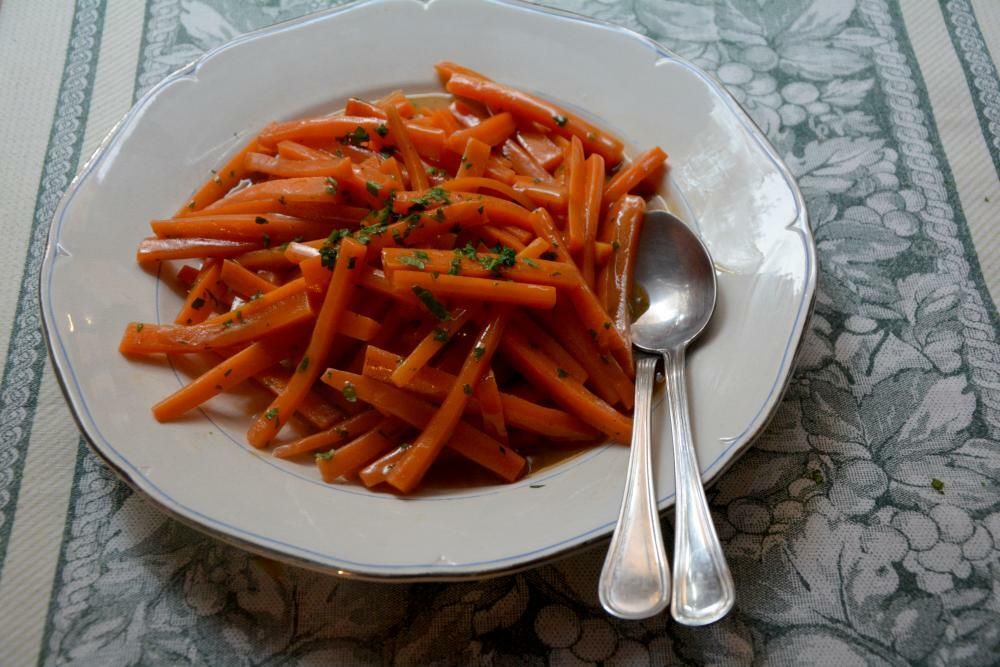 Rachel Roddy’s favourite way with carrots – recipe