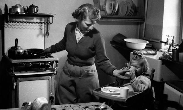 Maternity rights led to UK population boom