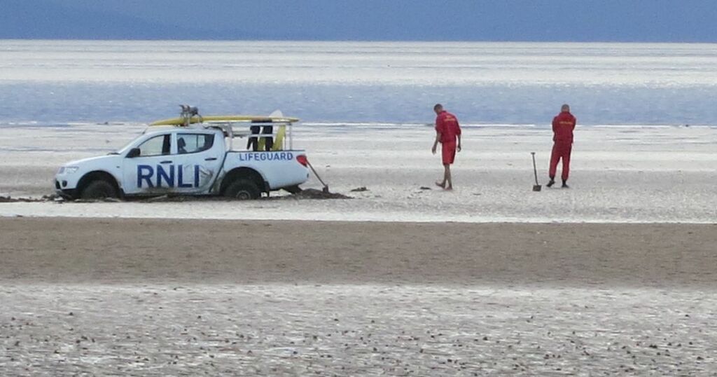 Lifeguards left red-faced as RNLI car sinks on Crosby…