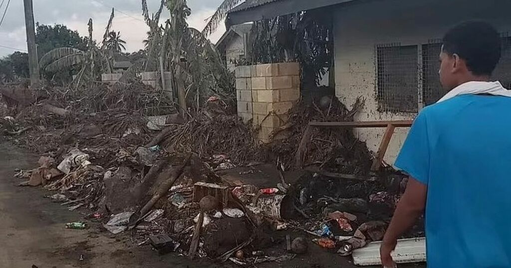 Harrowing pictures show full horror of eruption on…
