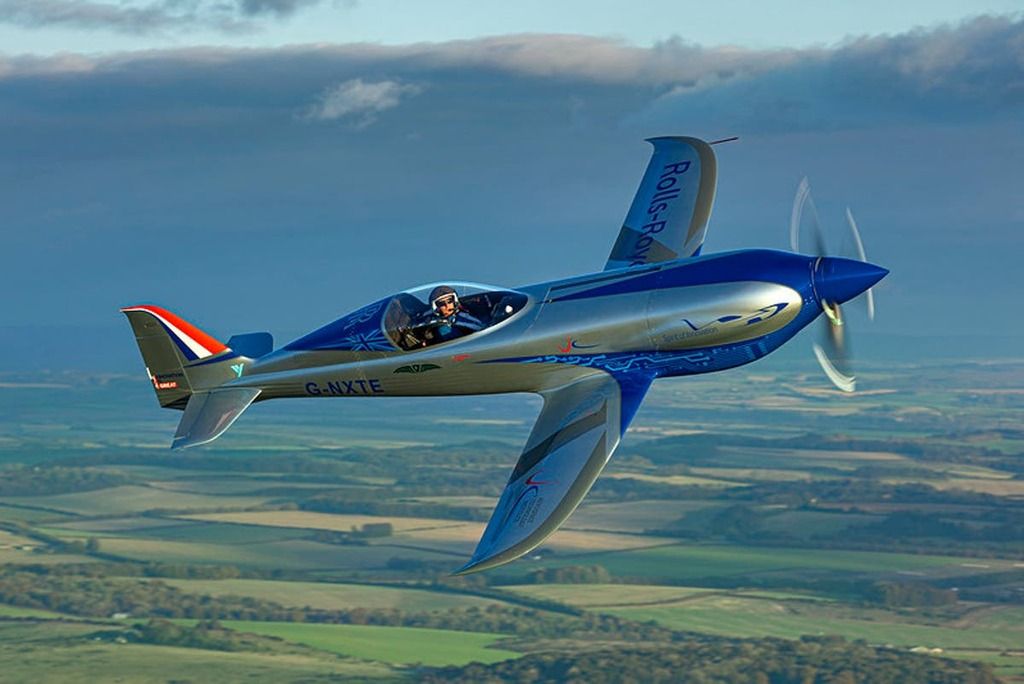 This battery-powered plane is the world’s fastest…
