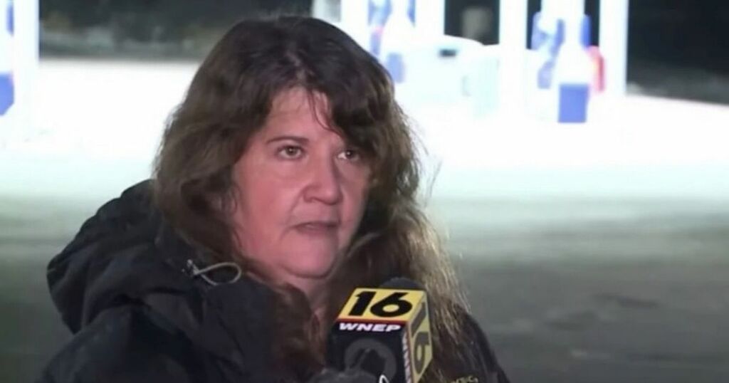 Woman says she's sick after hissing monkey that…