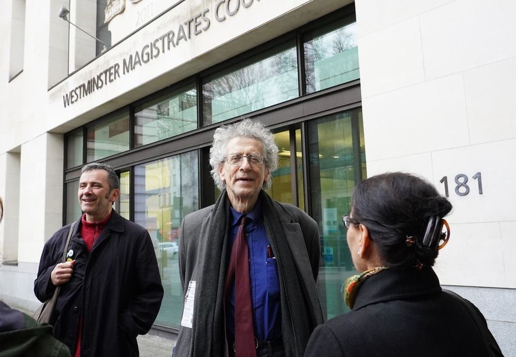 Piers Corbyn accused of calling NHS staff ‘murderers’…