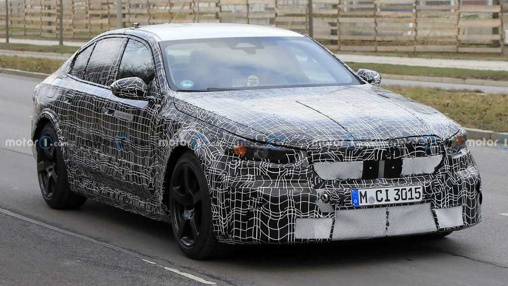 Next-Gen BMW M5 Spied With Aggressive Front End Under…