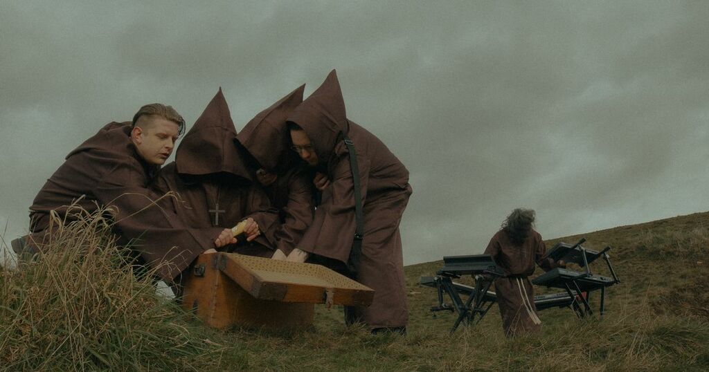 Troopers Hill sighting of five 'monks with…