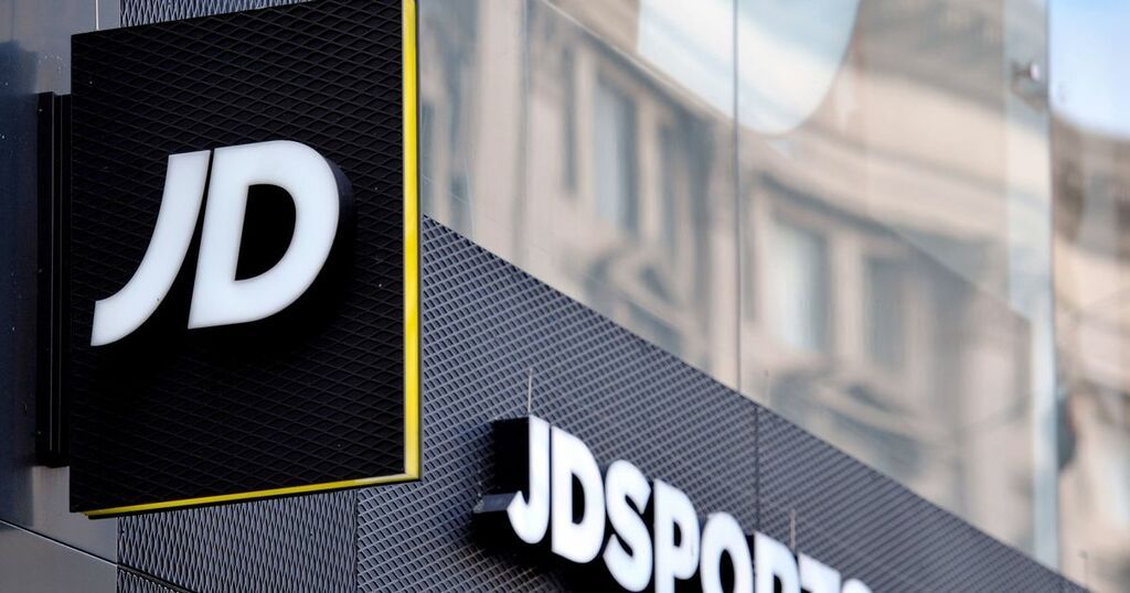 JD Sports profits rise to at least £900m as full-year…