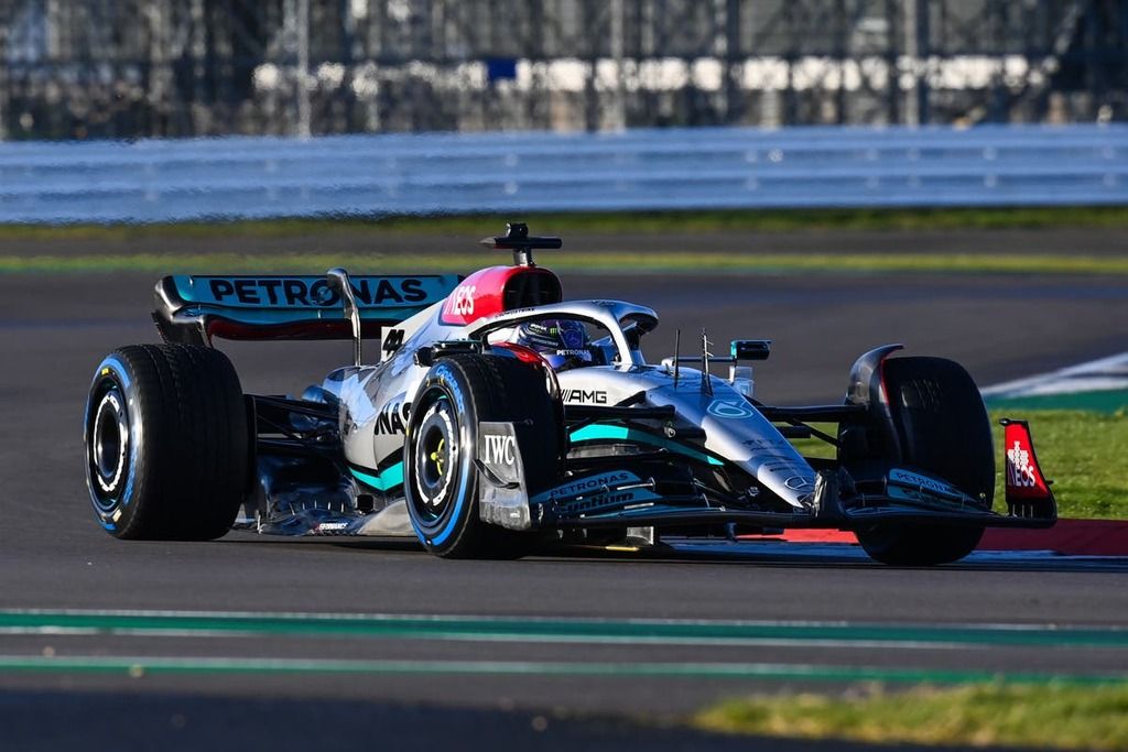 F1 testing schedule: Team and driver start times in…