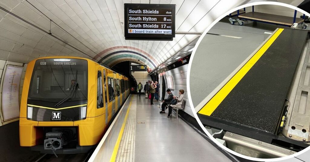 Automatic sliding step feature for new Metro fleet…