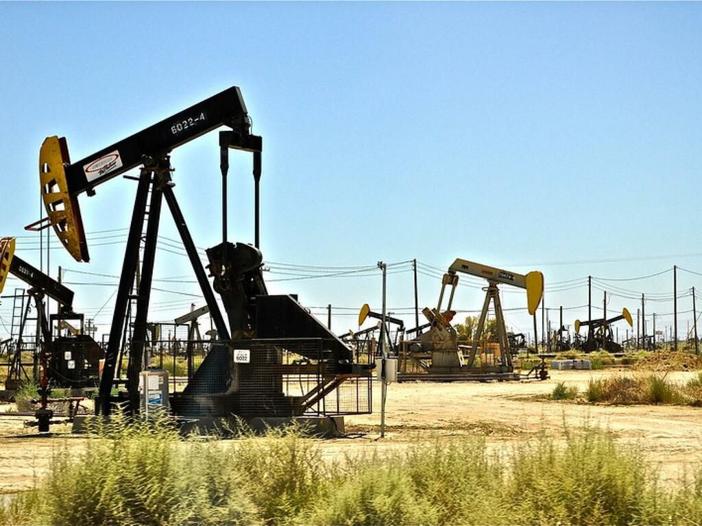 6 Of The Best Energy Stocks To Buy And Hold As Oil…