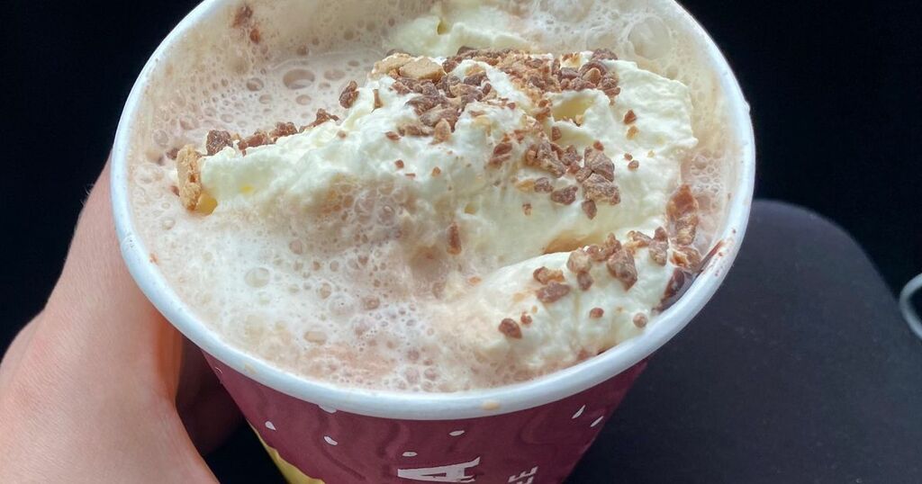 I tried the new Costa Easter KitKat range and was…