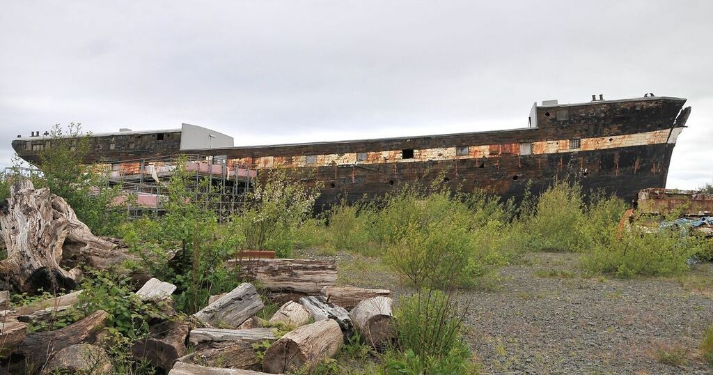 The world's oldest surviving clipper ship that helped…