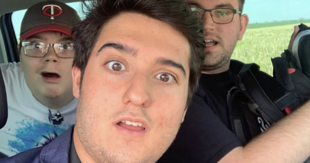 Three young 'storm chasers' killed in horror crash…