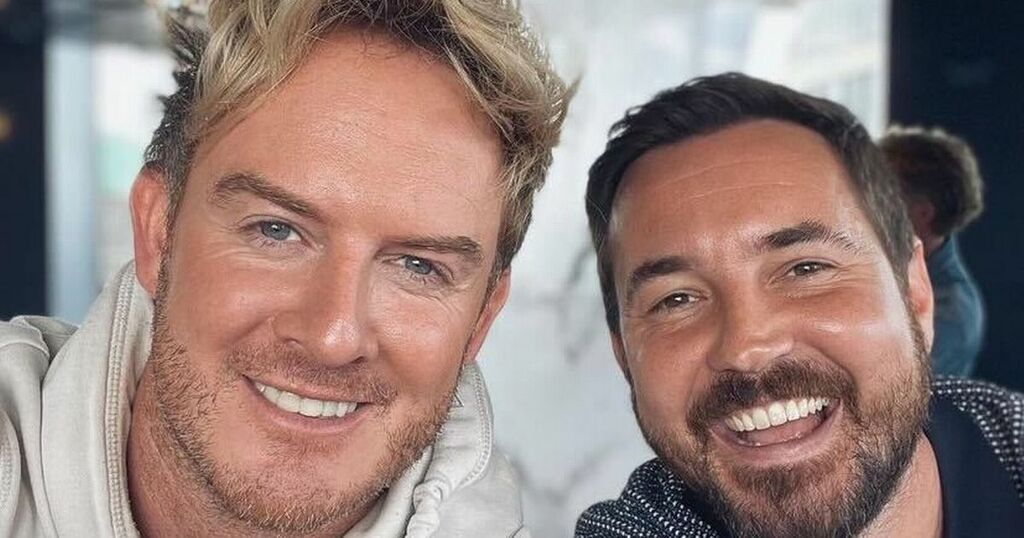 Entertaining video shows what Martin Compston 'really…