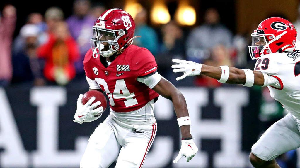 Texas WR Agiye Hall Critical of Alabama Fans After…