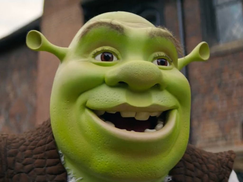 Mike Myers surprises fans by returning as Shrek in the…