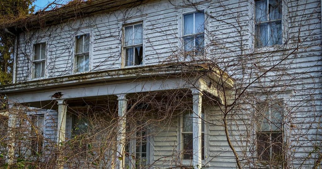 Sinister house of serial killer who asked for death…