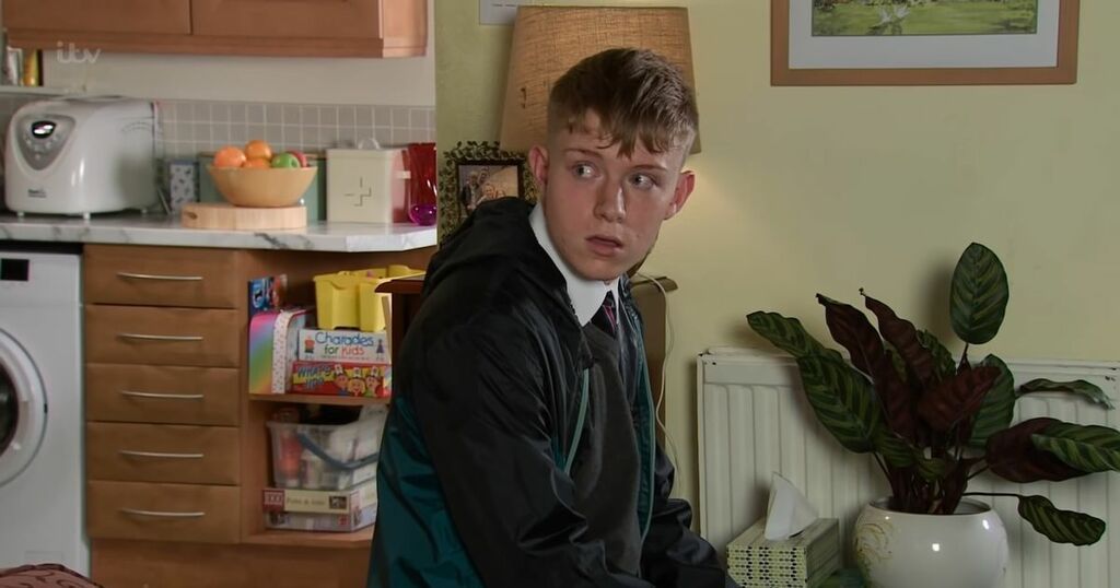 ITV Corrie fans think troubled Max has been 'separated…