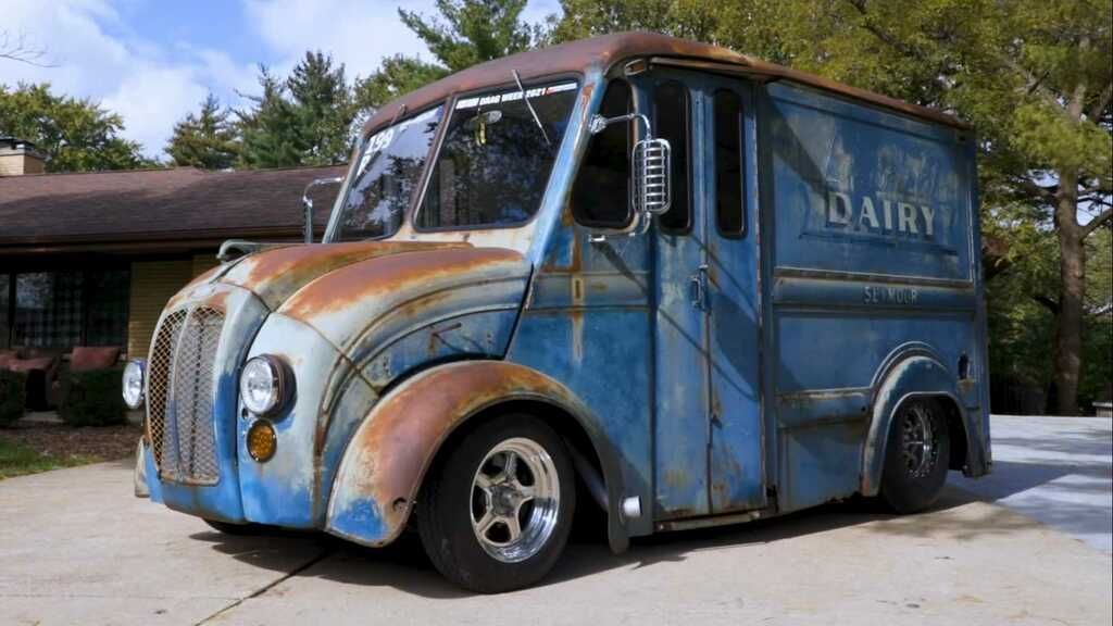 Modified Milk Truck Makes 815 HP From Its Twin-Turbo…