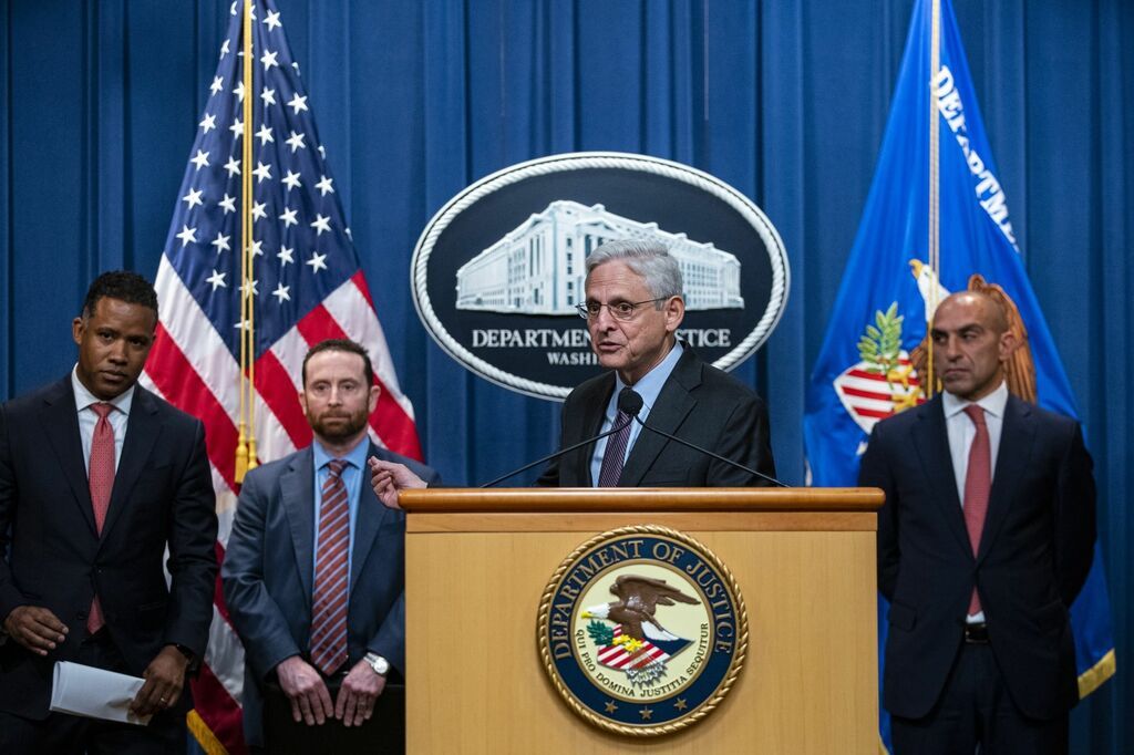 Glencore Bribery Cases Draw in Billionaire Former…