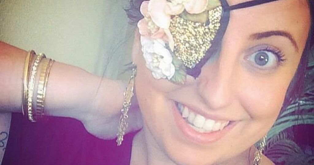 Woman had eye removed as a child after doctor spotted…