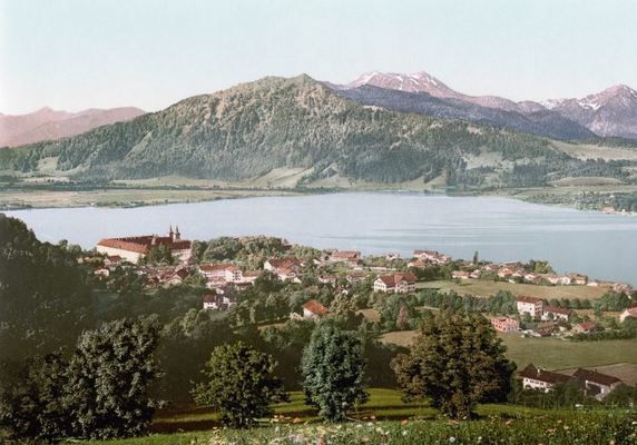 German town strips Hitler’s honorary citizenship 83…