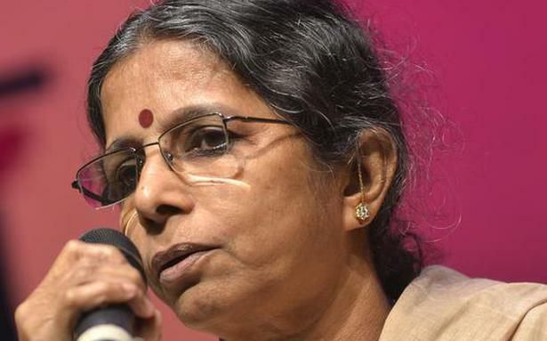 Vaidehi presented honorary doctorate by Karnataka…