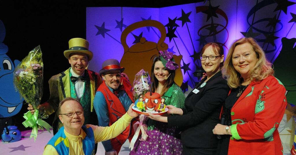 Where the stars of Singing Kettle are now - Scotland's…