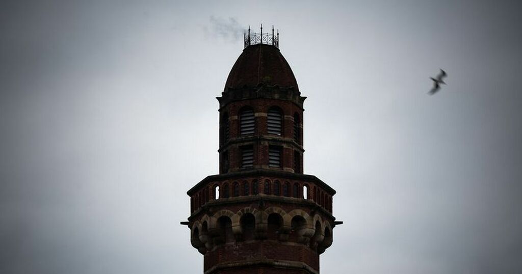 Notorious Strangeways prison on lockdown amid claims…