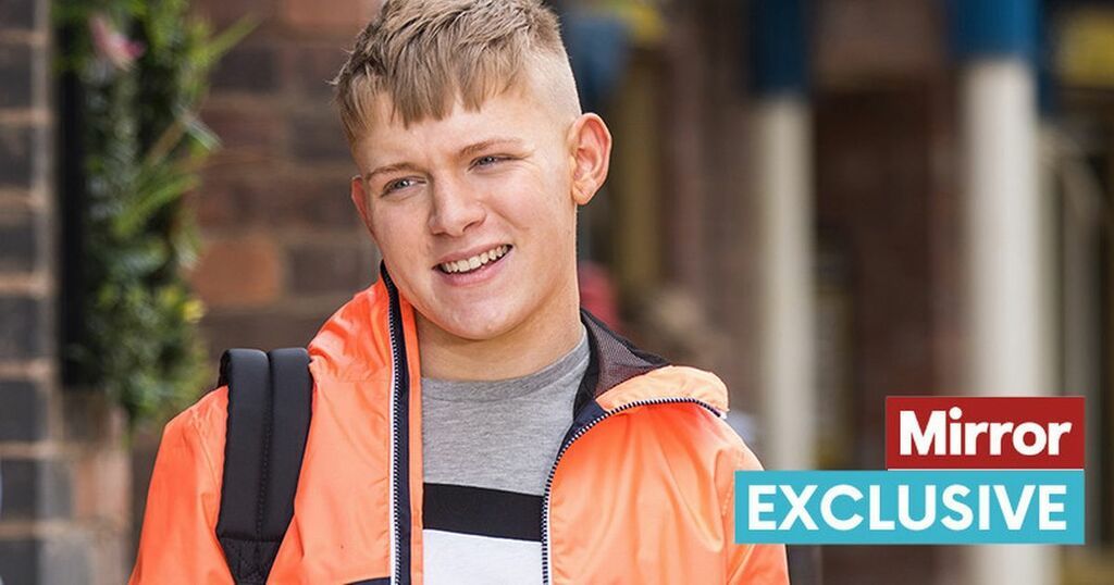 Coronation Street's Max to struggle with…