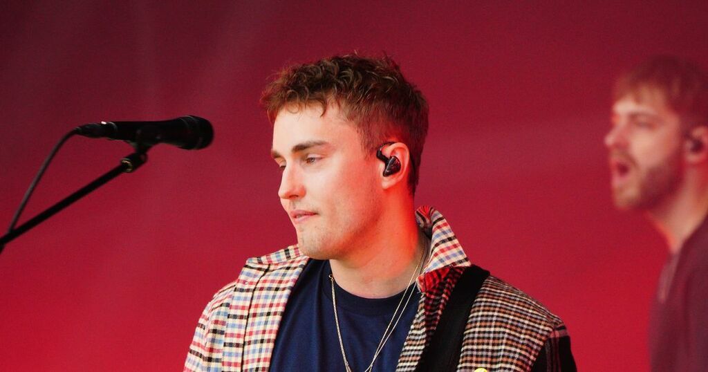 Sam Fender's Glastonbury setlist as fans argue he…