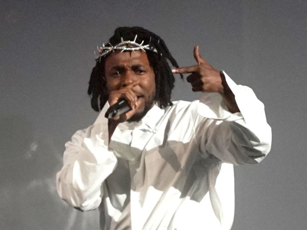 Kendrick Lamar wore a Tiffany & Co ‘crown of thorns’…