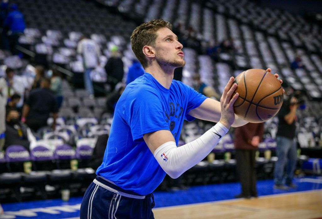 OKC Thunder sign Mike Muscala to one-year, veteran…