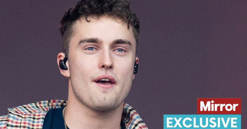 Sam Fender reveals how Elton John helped him deal with…