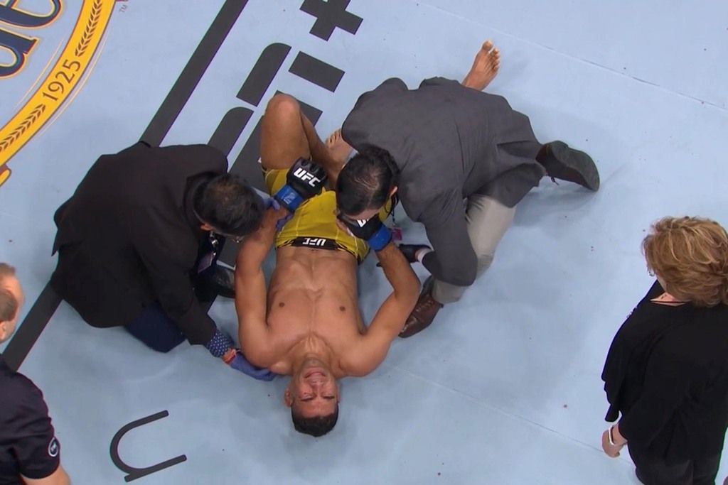 UFC on ABC 3 results: Bill Algeo survives insane…