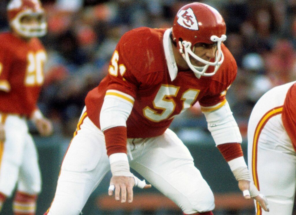 Former Chiefs LB Jim Lynch dies at 76